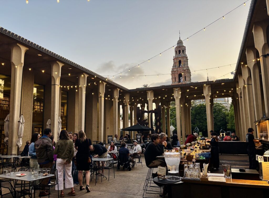 Balboa Park - Finch Post